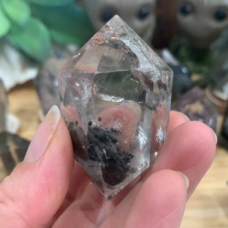 Phantom Quartz Meaning And Spiritual Properties – Spirit Magicka
