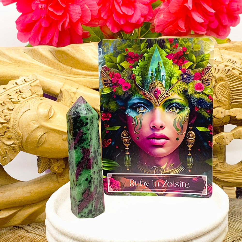 Sacred Feminine Awakening Oracle Cards & 13 Crystal Altar Set – Spirit ...