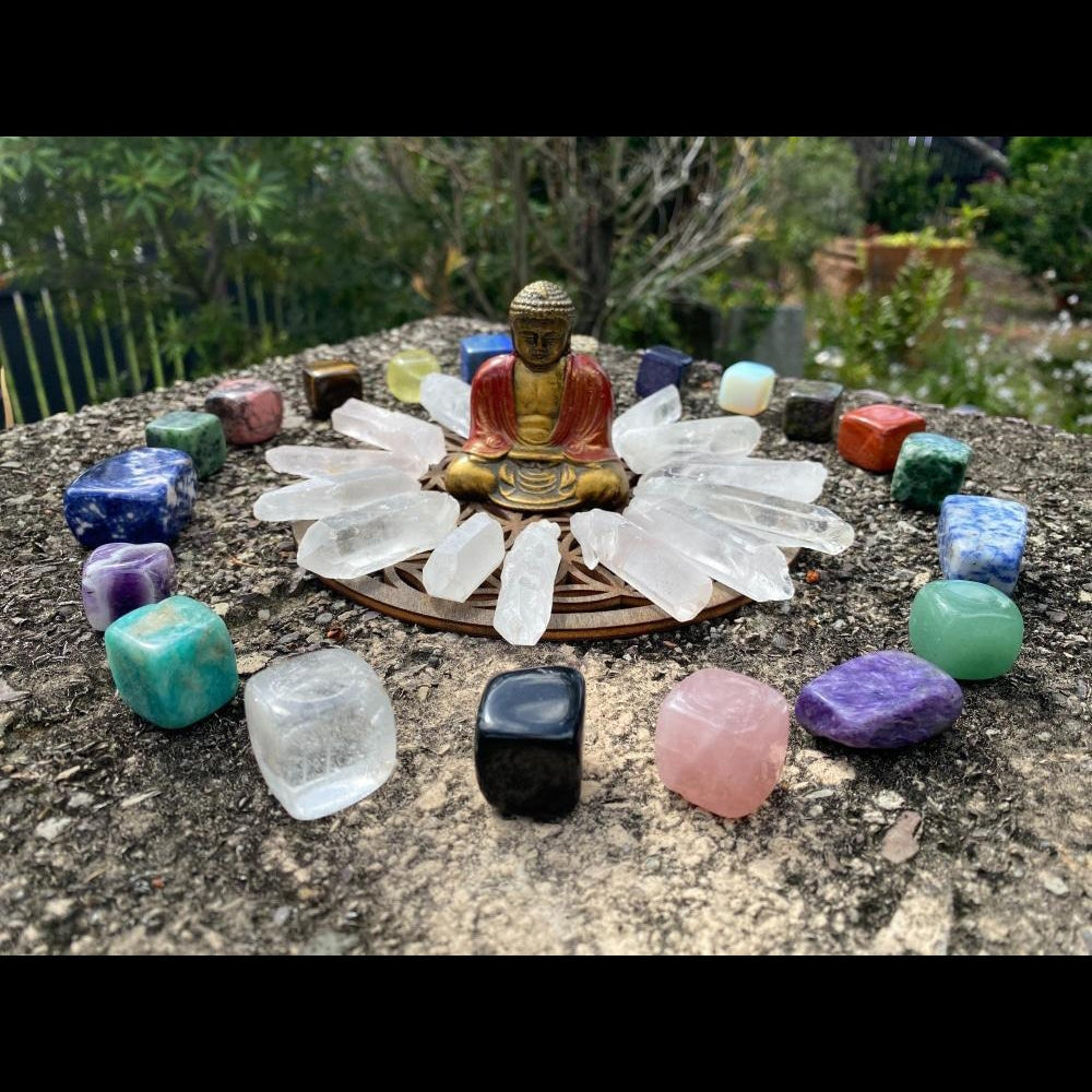 33-Piece Tumbled Stone & Quartz Shard Kit – Spirit Magicka