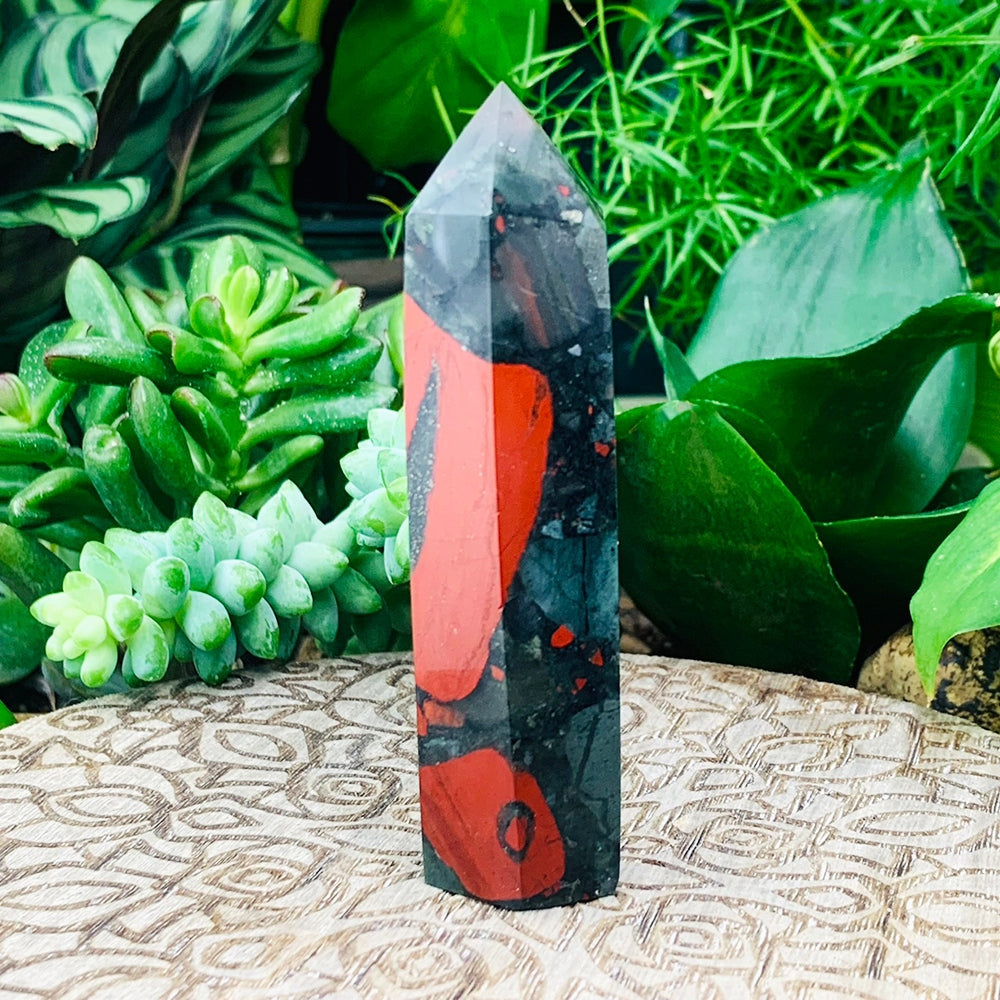 African Bloodstone Point – Spirit Magicka