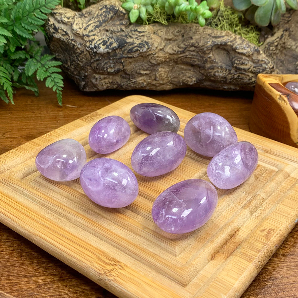 Amethyst Tumbled Stone – Spirit Magicka