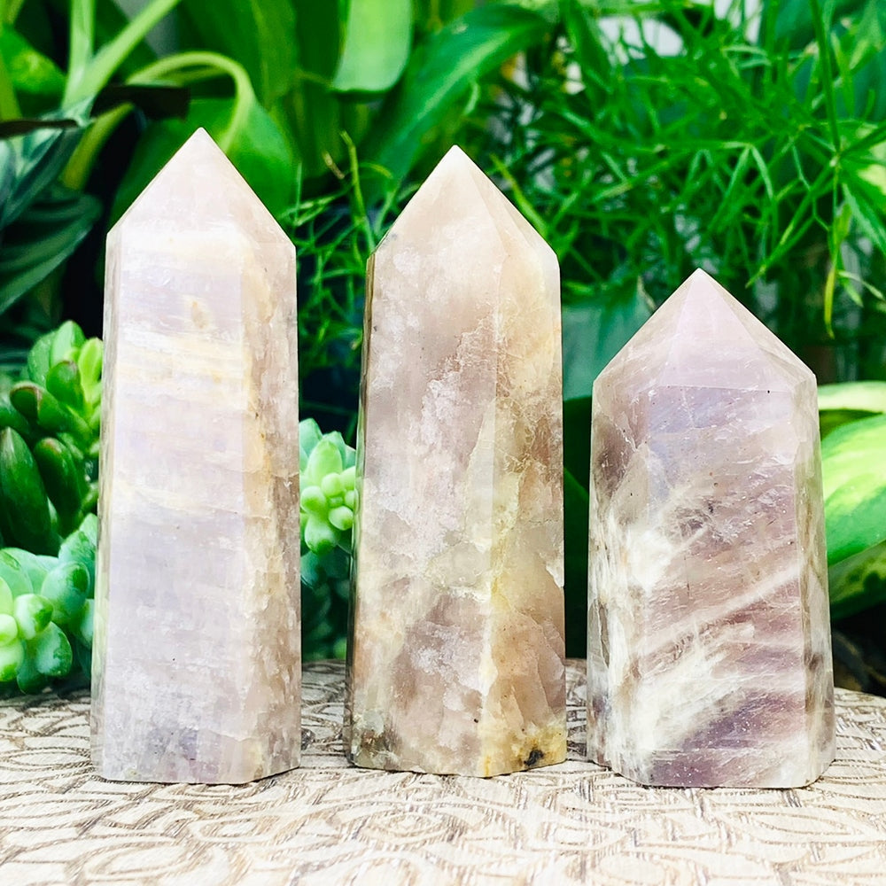 Blue Moonstone Point – Spirit Magicka