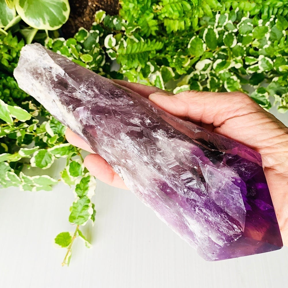 Dark Amethyst Crystal Shard (Large) – Spirit Magicka