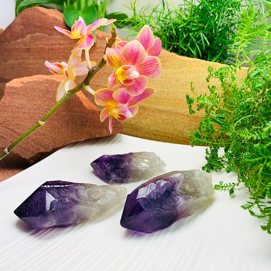 Dark Amethyst Crystal Shard (Medium) – Spirit Magicka