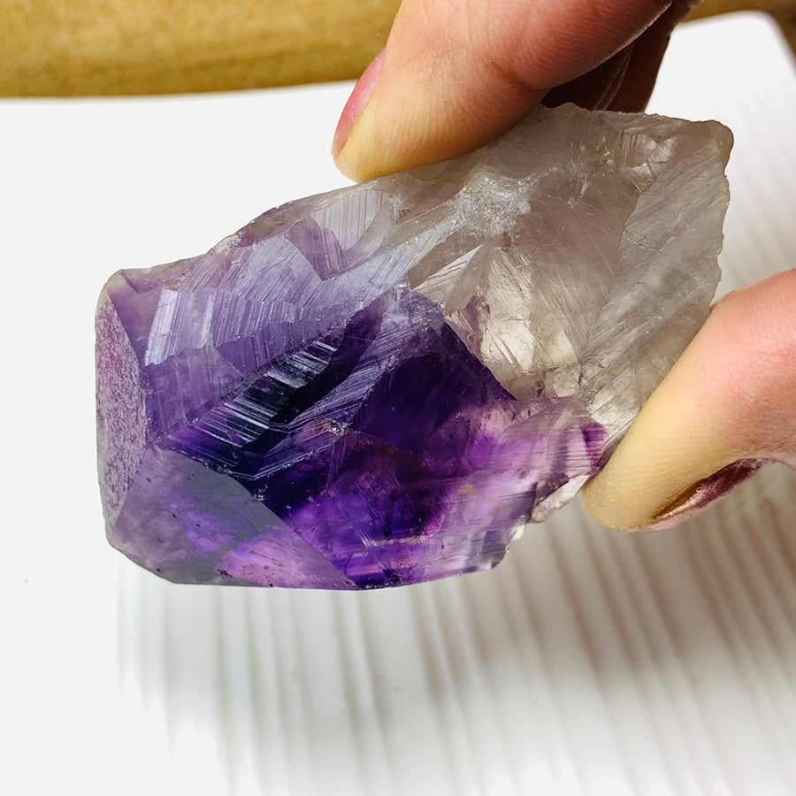 Dark Amethyst Crystal Shard (Medium) – Spirit Magicka