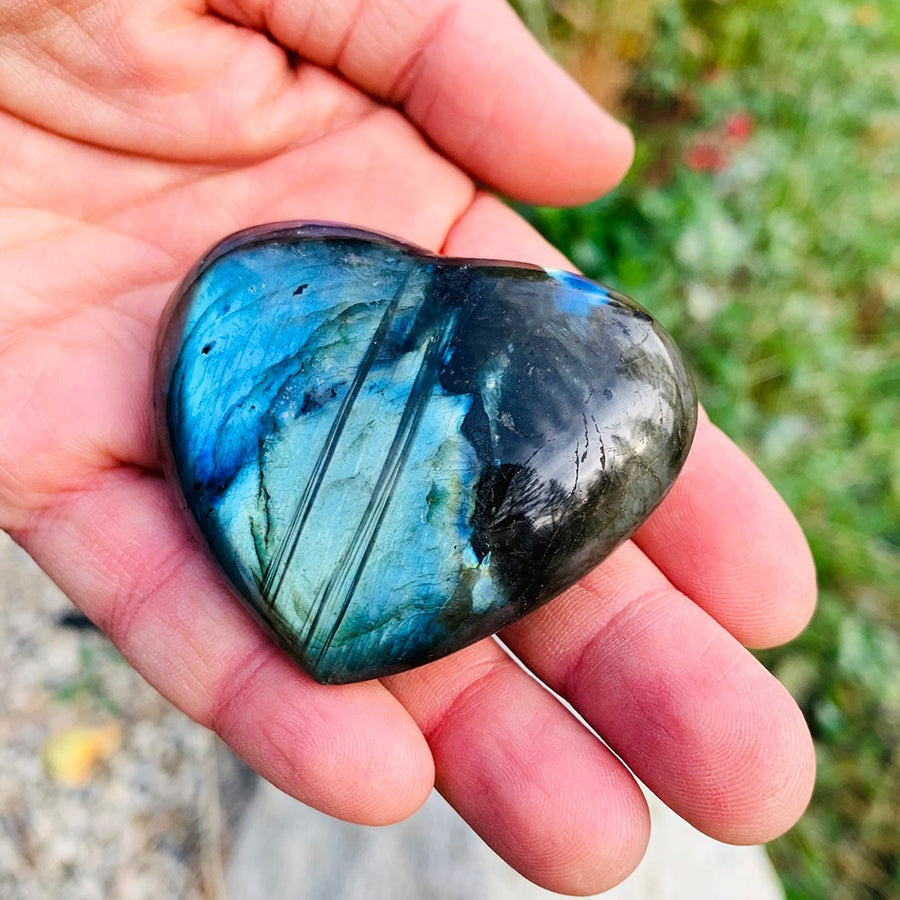 Labradorite Heart – Spirit Magicka