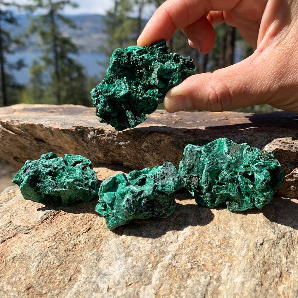 Malachite Rough Natural Stone – Spirit Magicka