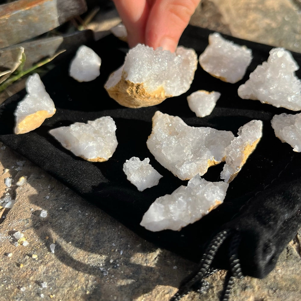 Natural (Unbroken) Quartz Geode + Velvet (Smashing Bag) – Spirit Magicka