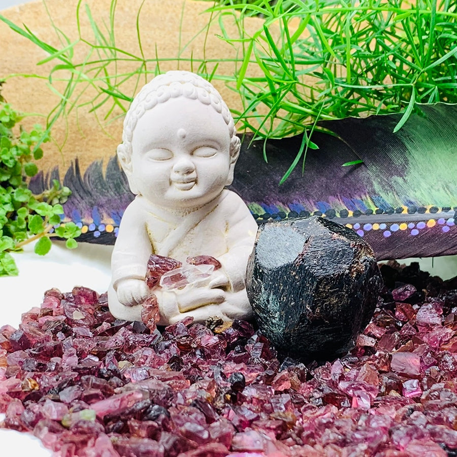 Red Garnet Rough Mini Gemstones (50 Gram / 1.7oz Lot) – Spirit Magicka