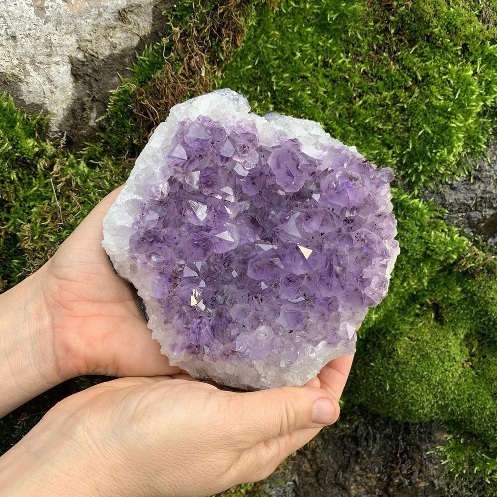 Large Amethyst Cluster – Spirit Magicka